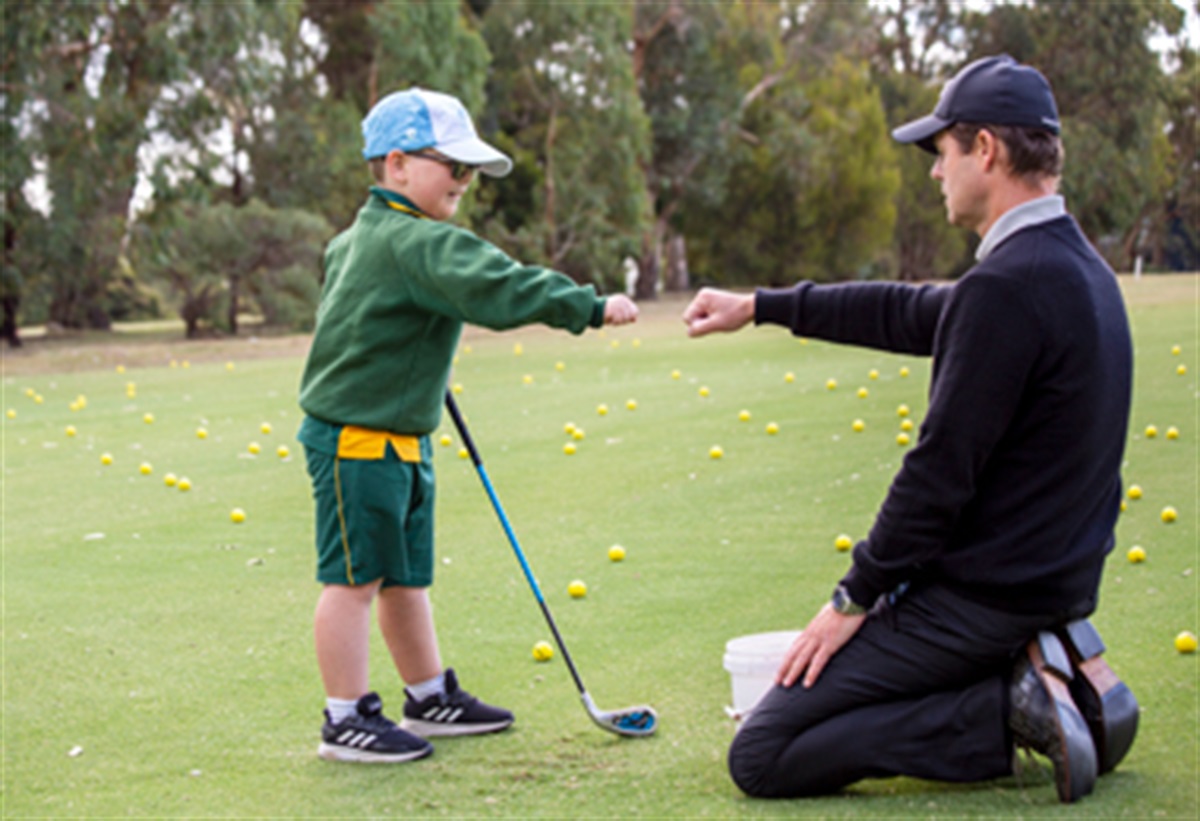 Primary school golf program Maroondah Leisure
